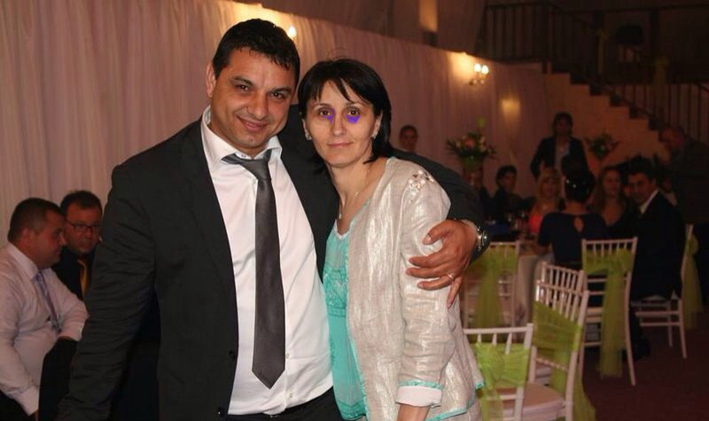 Sotia lui Ganea divorteaza pe motiv in casa lui Ionel este curent si ca ...