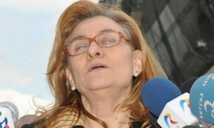 Maria Grapini a sunat la Federatia Romana de Fotbal pentru a stabili un ...